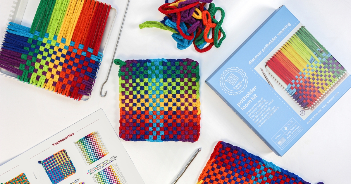 Friendly Loom Crafting Party